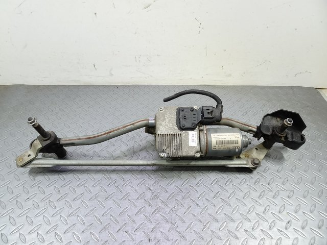 Yahoo!オークション - B/DL21 Audi A4 B8 ABA-8KCDH (アウディ A4 アバ...