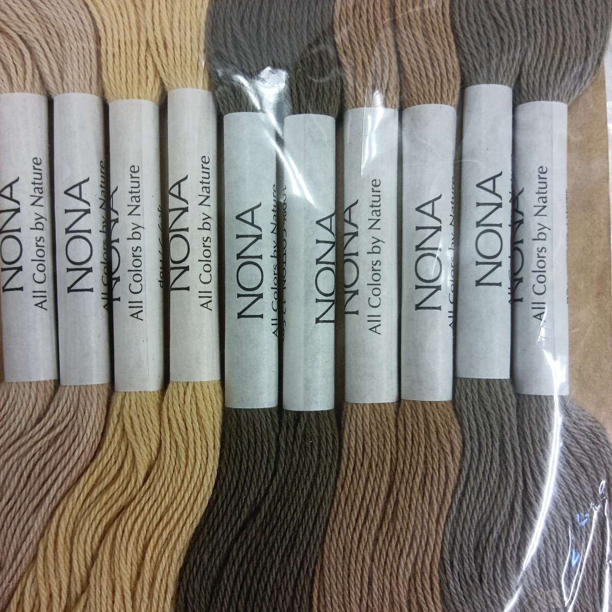 Yahoo!オークション - 100円～ 手芸材料 細糸・コットン糸【NONA】10本...