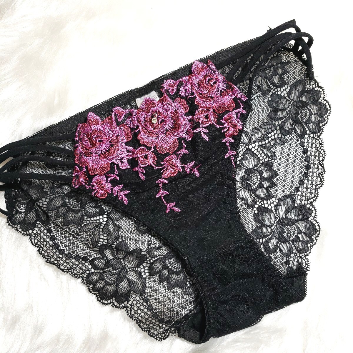 Yahoo!オークション - 新品未使用品 3L ストリングSexyショーツ キラキ...