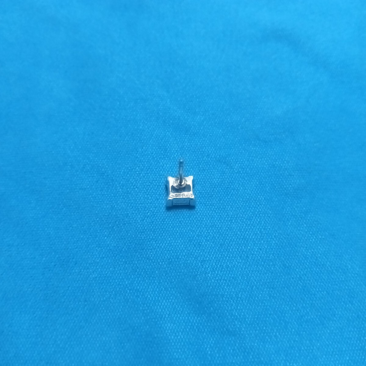 Yahoo!オークション - 【ジュエリーマキ】ピアス P5 SV95 レディース ...