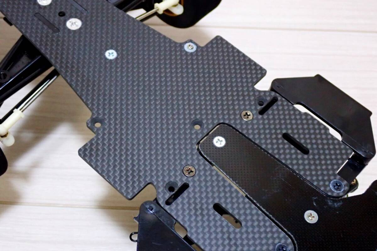 Yahoo!オークション - シェブロンモデルズ タミヤ F103 6輪コンバージ...