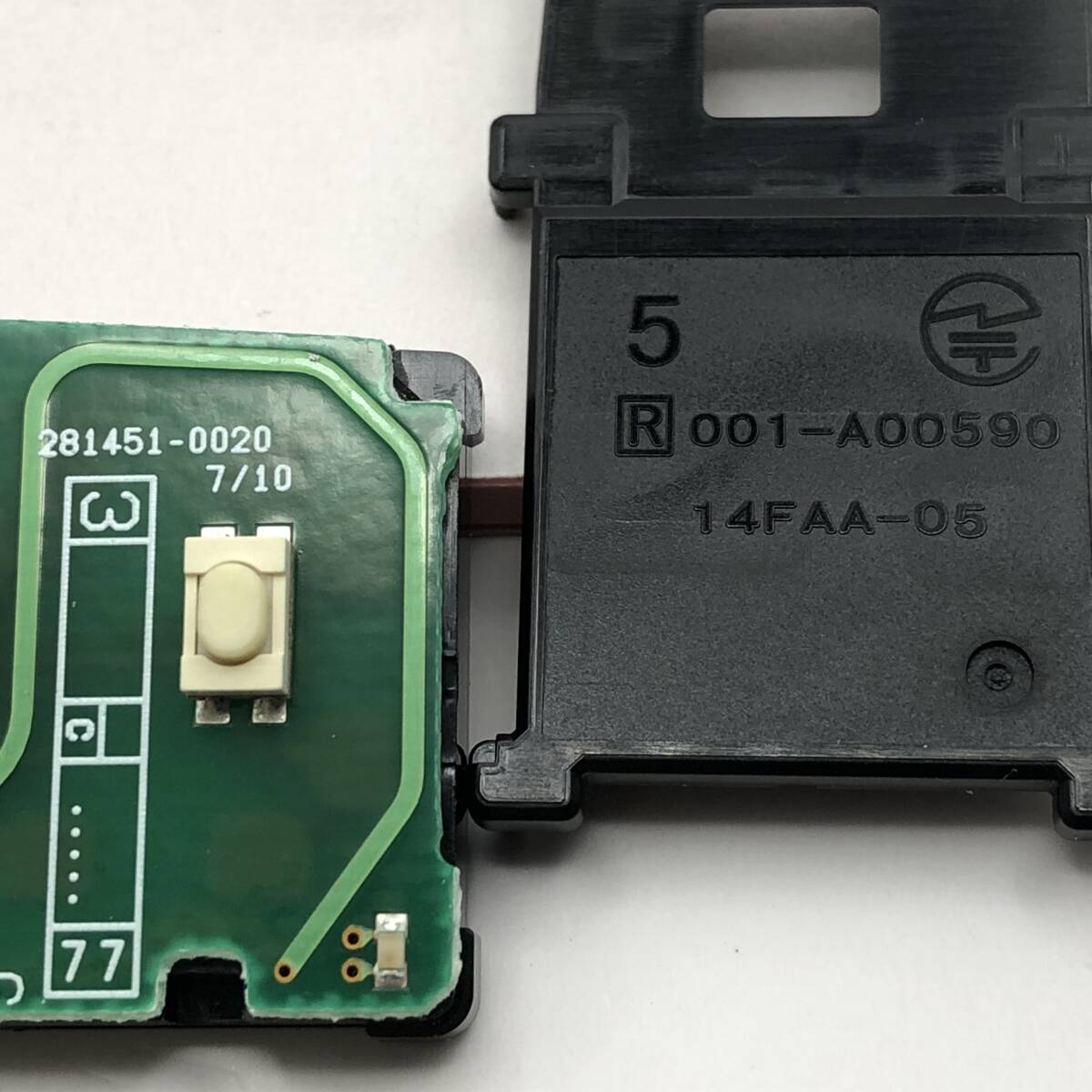 Yahoo!オークション - P411 初期化済 トヨタ スマートキー プリウスα ...