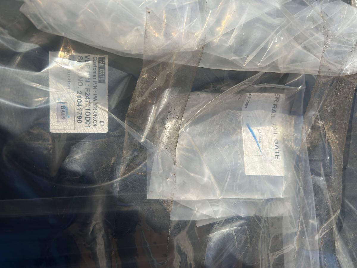 Yahoo!オークション - TOYOTA HILUX トヨタ ハイラックス【GUN125】 ベ...