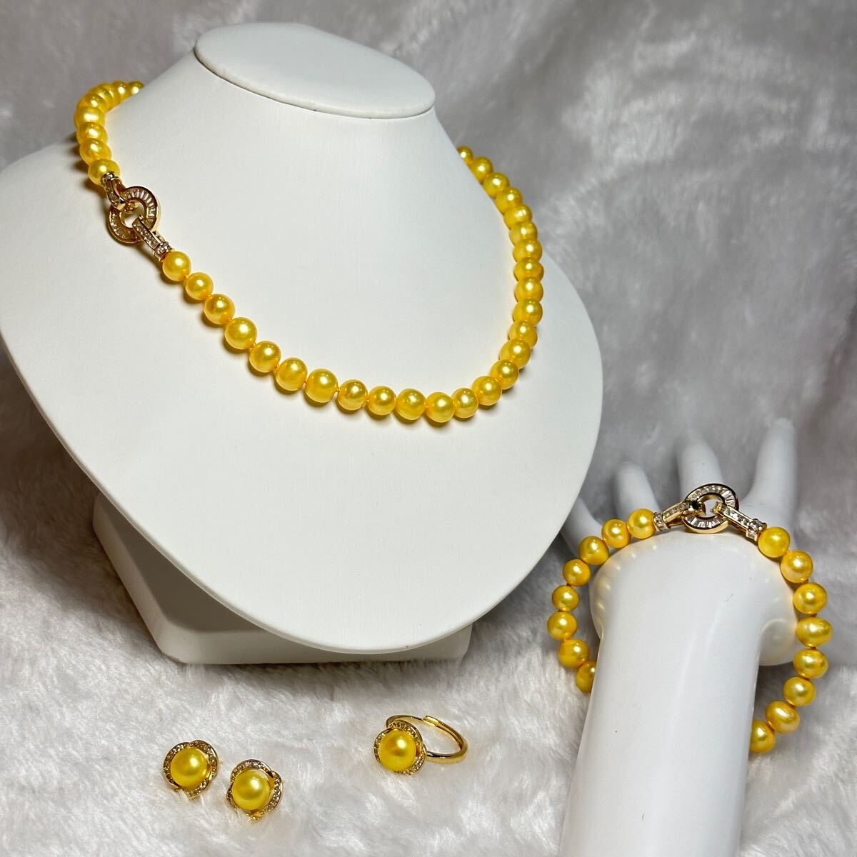 Yahoo!オークション - 綺麗 豪華4点セット 本真珠ネックレス8mm 42cm ...