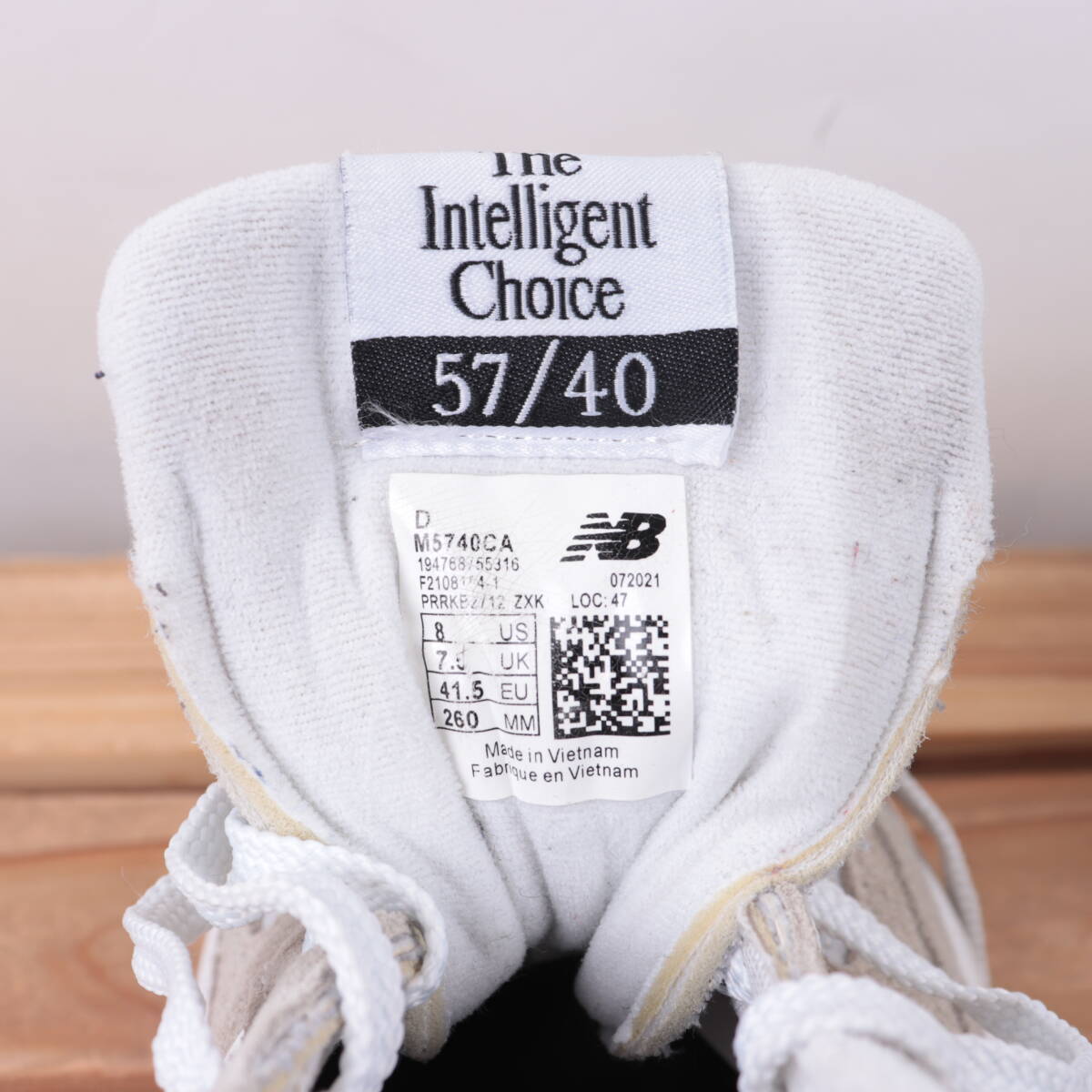 Yahoo!オークション - z6682【M5740CA】ニューバランス US8 26.0cm/グ...