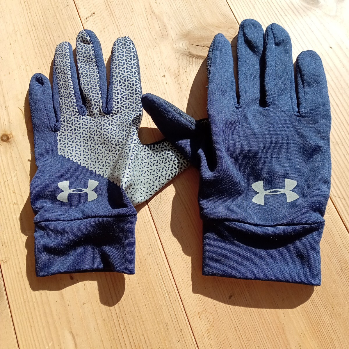 Yahoo!オークション - アンダーアーマー YLG ネイビー