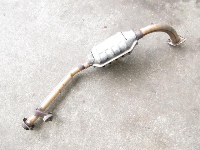 Yahoo!オークション - H8年 ジムニー E-JA22W エキゾーストパイプ 触媒...