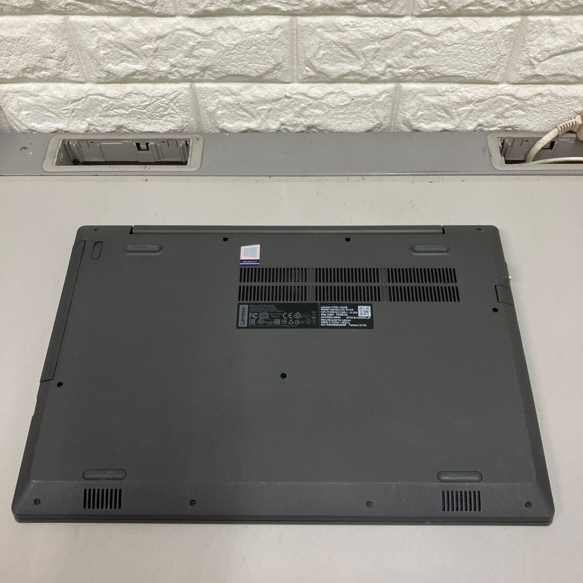 Yahoo!オークション - Z136 Lenovo V330-15IKB 81AX Core i3 7020U メ...