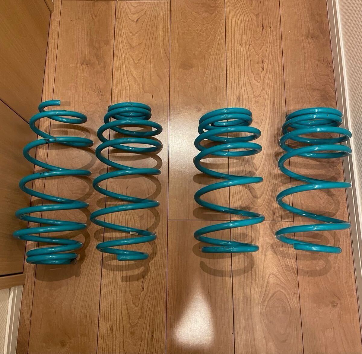 Yahoo!オークション - ルノー カングー ダウンサス KWH5F1 Zoom スーパ...