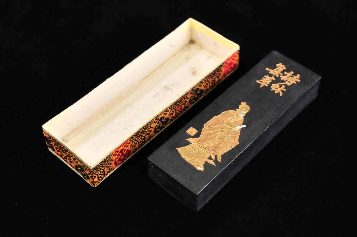 古墨 中国墨 黴州老胡開文 超項漆煙 詩林集萃 12×3.8cm 124g 03411044-1(その他)｜売買されたオークション情報、yahooの商品情報をアーカイブ公開 - オークファン ...
