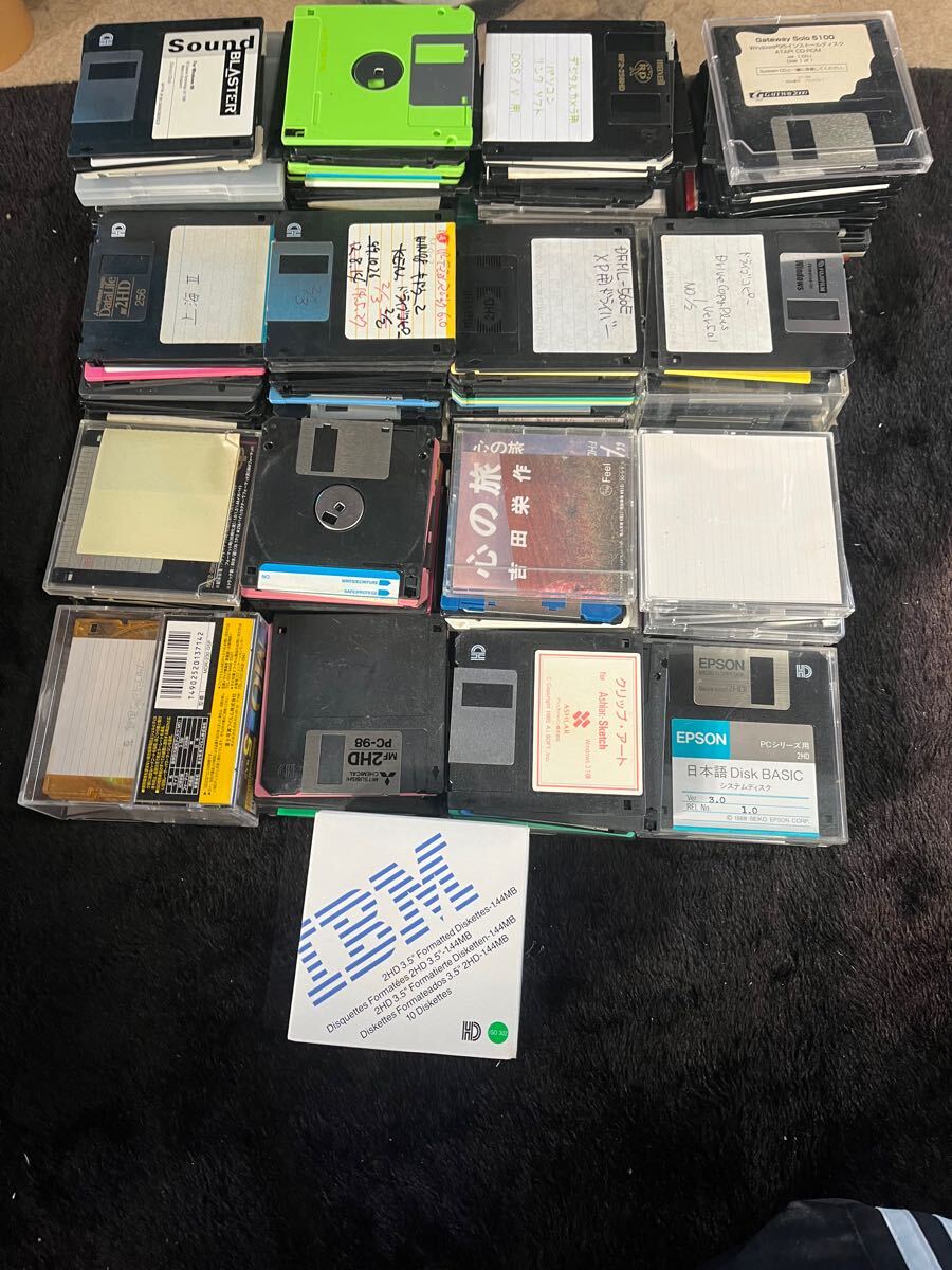 Yahoo!オークション - #49 1円〜 大量 使用済み 5インチ MD2HD フロッ...