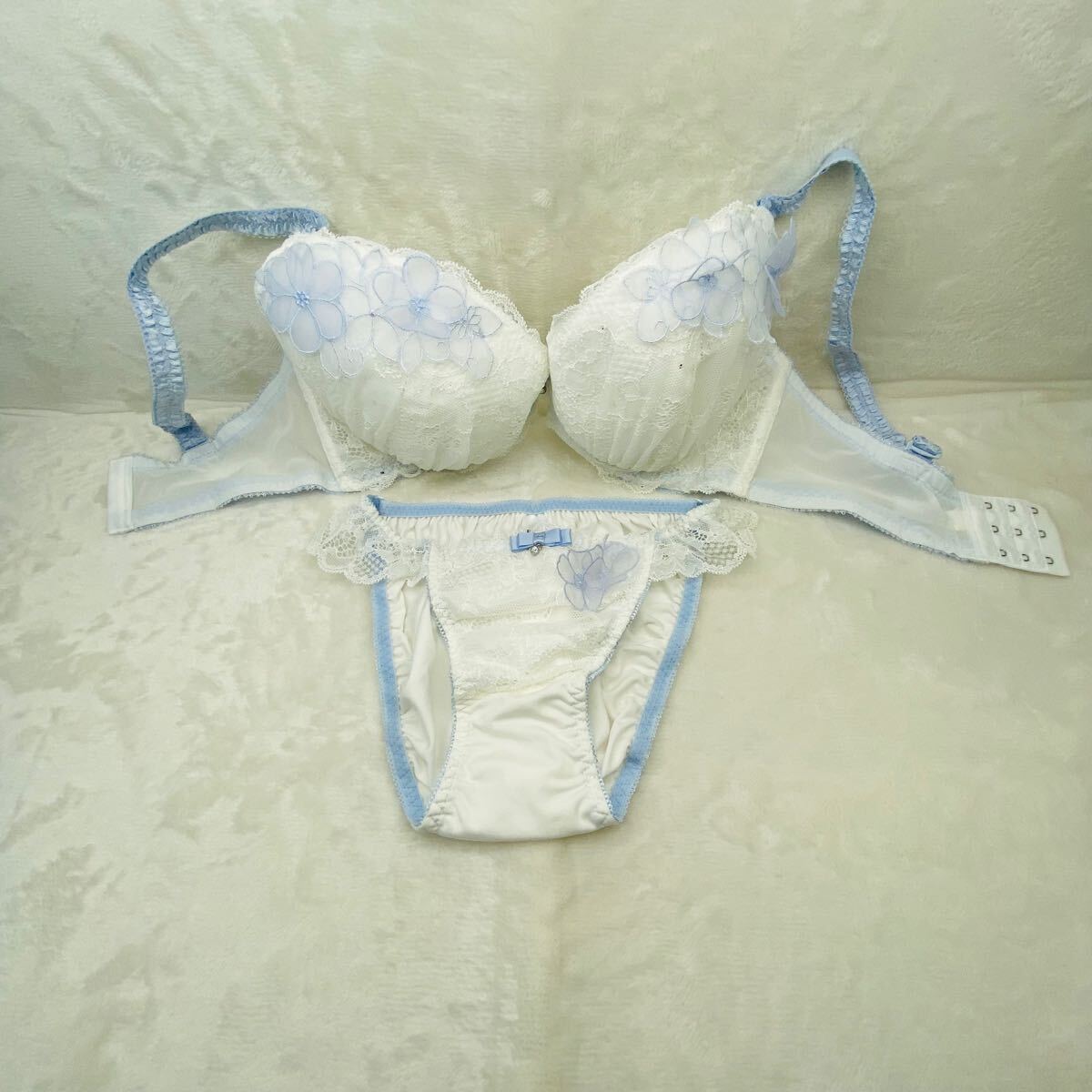 Yahoo!オークション - X480 ブラジャー ショーツ セット G75 Mサイズ ...