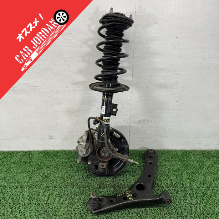 エスクァイア ハイブリッド ZWR80 ストラット ASSY 右R 48510-28600 ハブ キャリパー ロアアーム H30 トヨタ ZRR80 G ESQ006(スズキ用)｜売買された ...