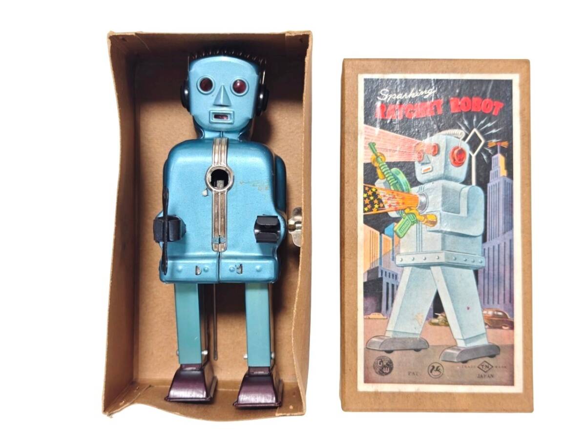 C12. ブリキ玩具 1950年代 スパーキングロボット ゼンマイ 野村 ジャパン 高さ23cm み(その他)｜売買されたオークション情報、yahooの商品情報をアーカイブ公開 ...