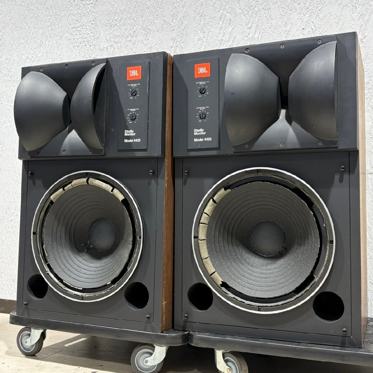 Yahoo!オークション - 【2個口】JBL ジェイビーエル 4425 スピーカー ...