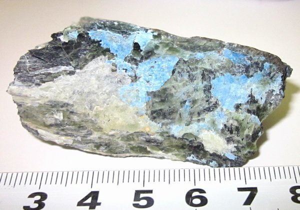 日本の鉱物 愛知県 中宇利鉱山の中宇利石/磁鉄鉱母岩 約57g(原石)｜売買されたオークション情報、yahooの商品情報をアーカイブ公開 - オークファン（aucfan.com）