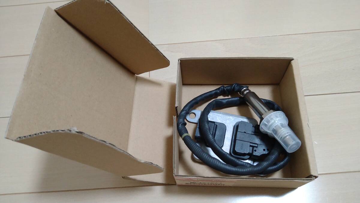 Yahoo!オークション - ME427823 三菱ふそう キャンター NOXセンサー