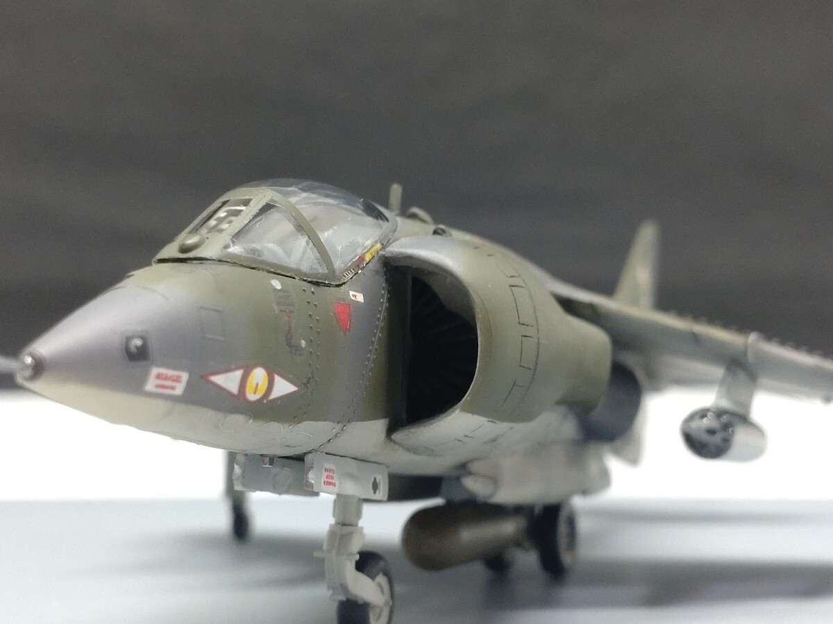 Yahoo!オークション - エリア88 1/72 AV-8A ハリアー キム・アバ機 塗...