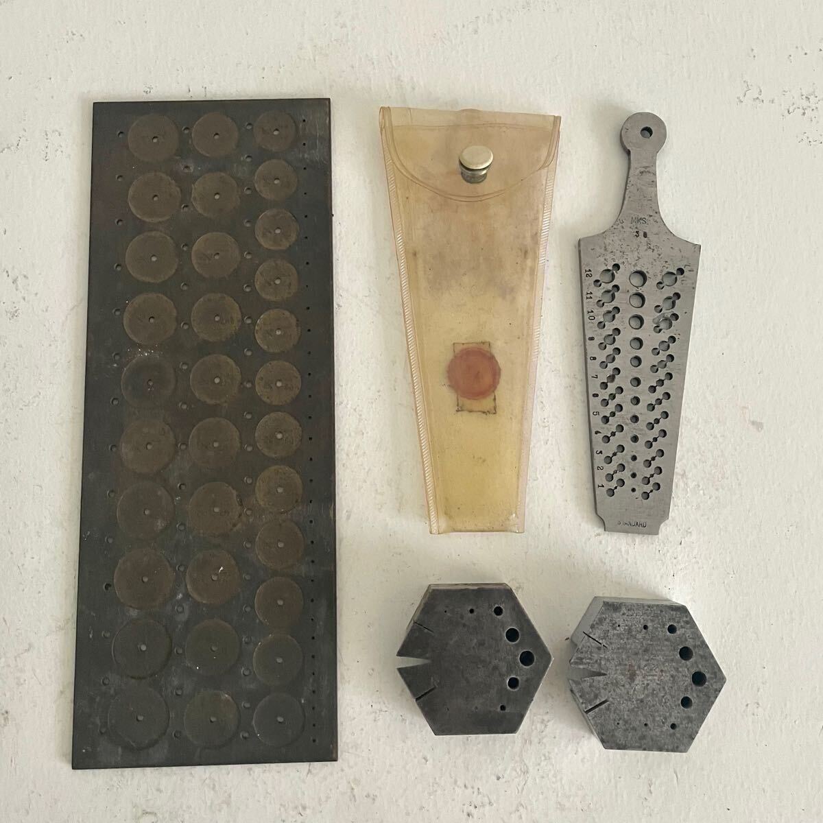 Yahoo!オークション - MKS 明工舎 時計工具 4つまとめて 金床 ねじ切り...