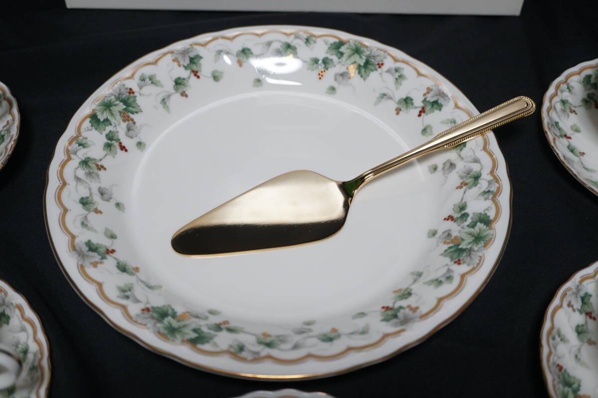 Yahoo!オークション - 【AG3】 ナルミ 葡萄 サロンセット カップ＆ソー...