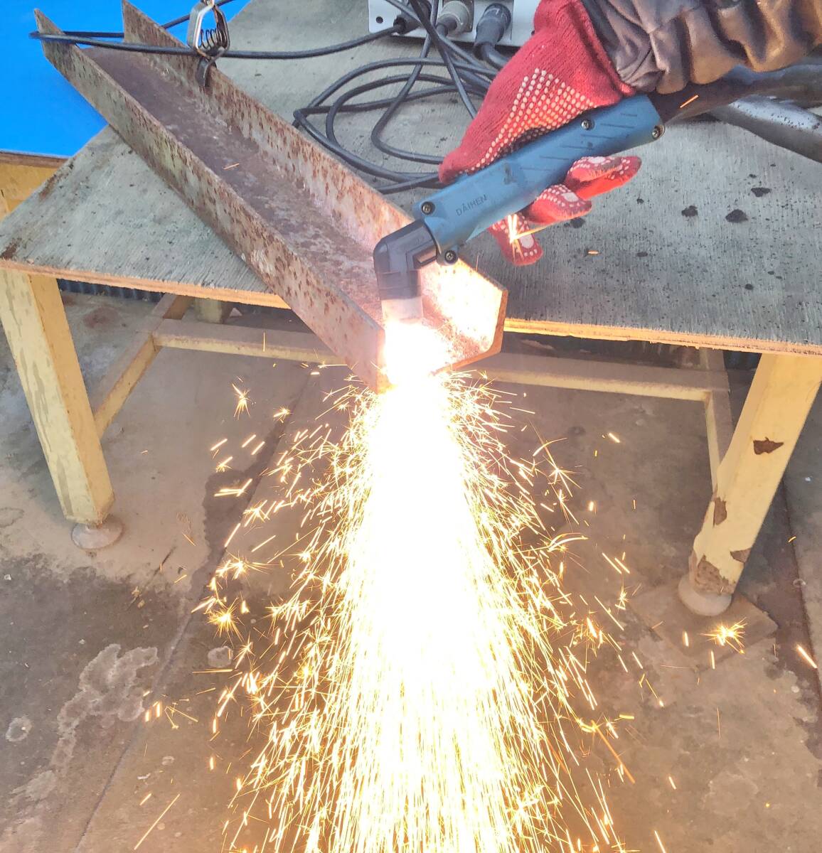 Yahoo!オークション - ダイヘン エアープラズマカッター VRCM-55 (S-1 ...