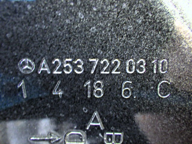 Yahoo!オークション - B208 GLCクラス X253 左フロントドア A253 722 0...