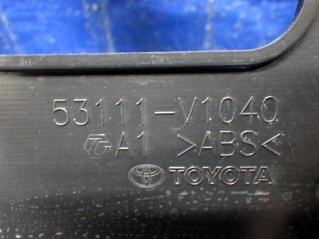 Yahoo!オークション - C155 ヴォクシー 90 フロントバンパー ロアグリ...