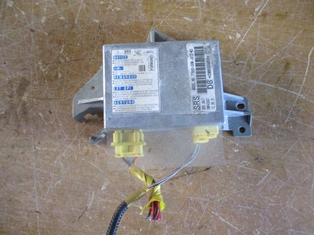 Yahoo!オークション - (0325)DC5 インテグラ SRSコンピューター 77960-...