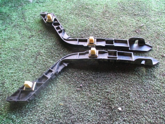 Yahoo!オークション - (0325)DC5 インテグラ リアバンパーブラケット ...