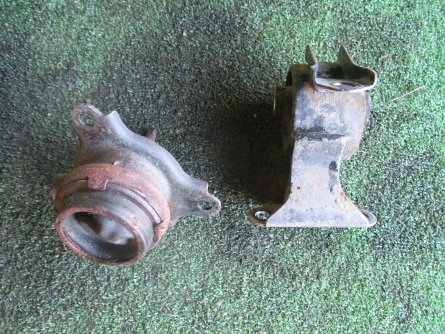 Yahoo!オークション - (0325)DC5 インテグラ エンジンマウント