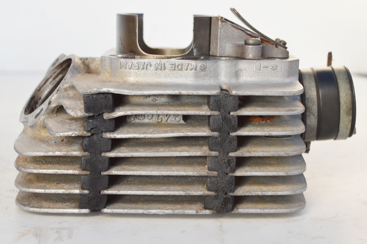 Yahoo!オークション - SUZUKI RG250E / X7 シリンダー＆ピストン 中古...