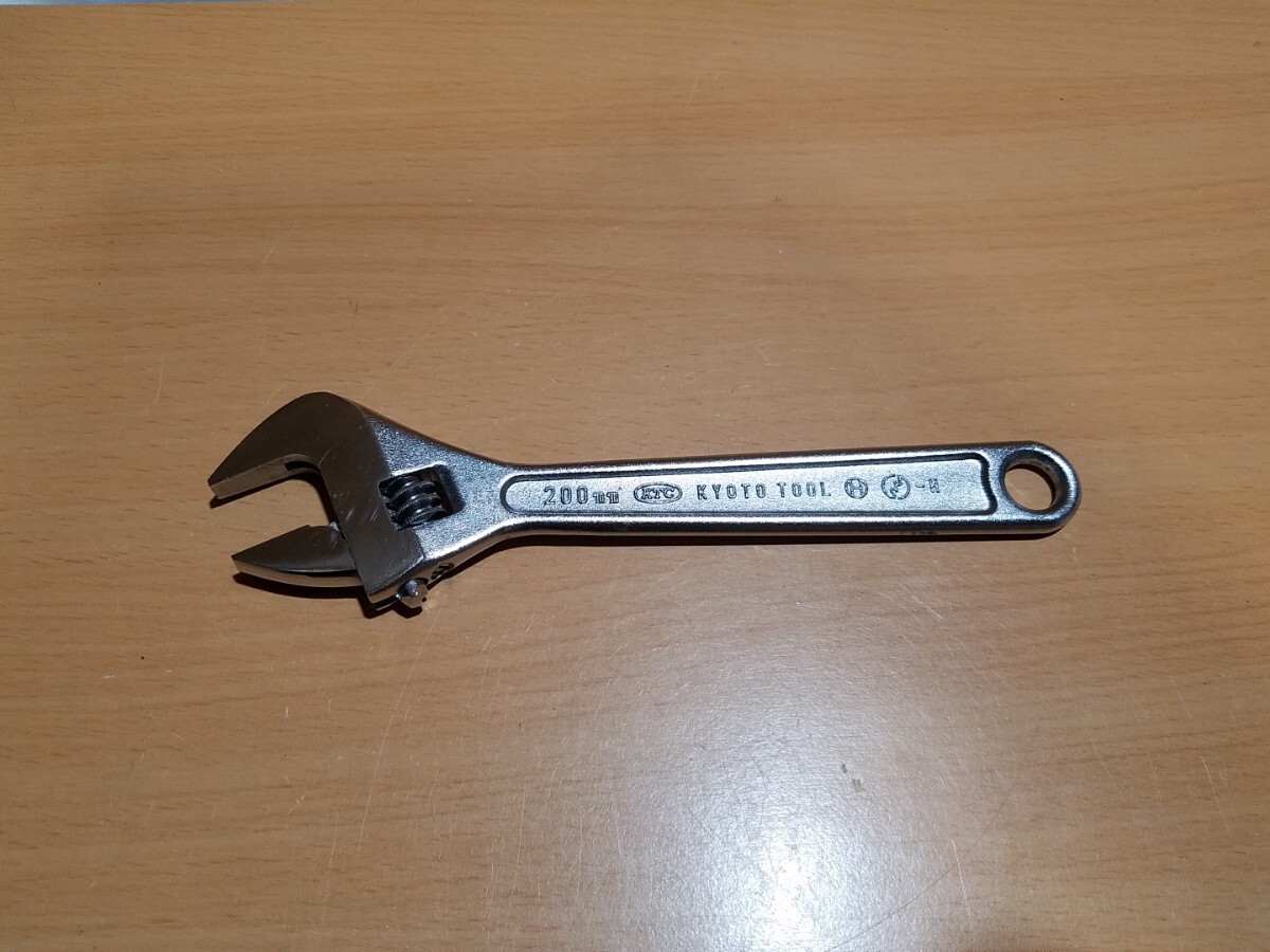 Yahoo!オークション - 168-2 KTC 200mm モンキーレンチ 美品中古 京都...