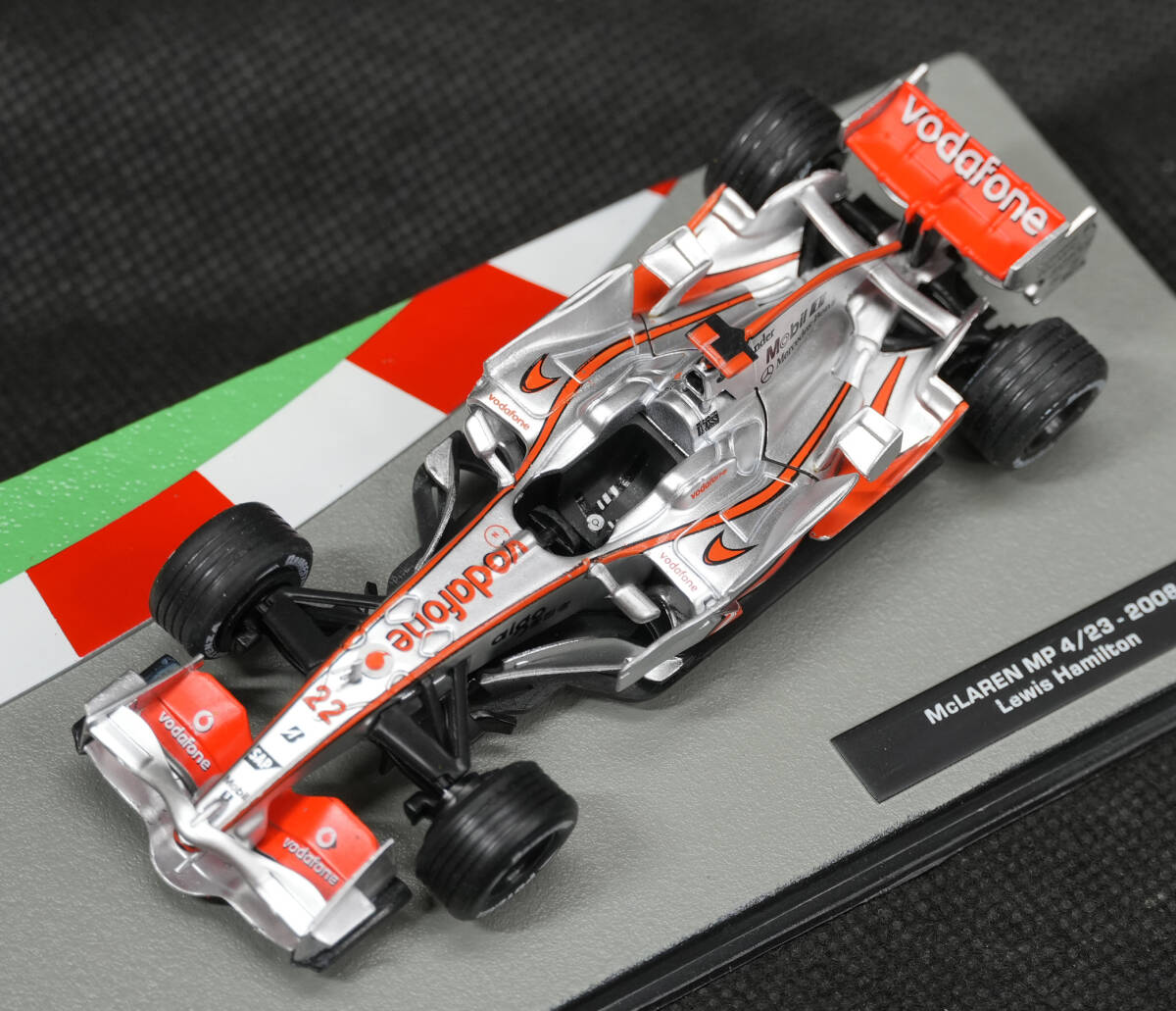 Yahoo!オークション - 35 マクラーレンMP4-23 ルイス・ハミルトン 200...