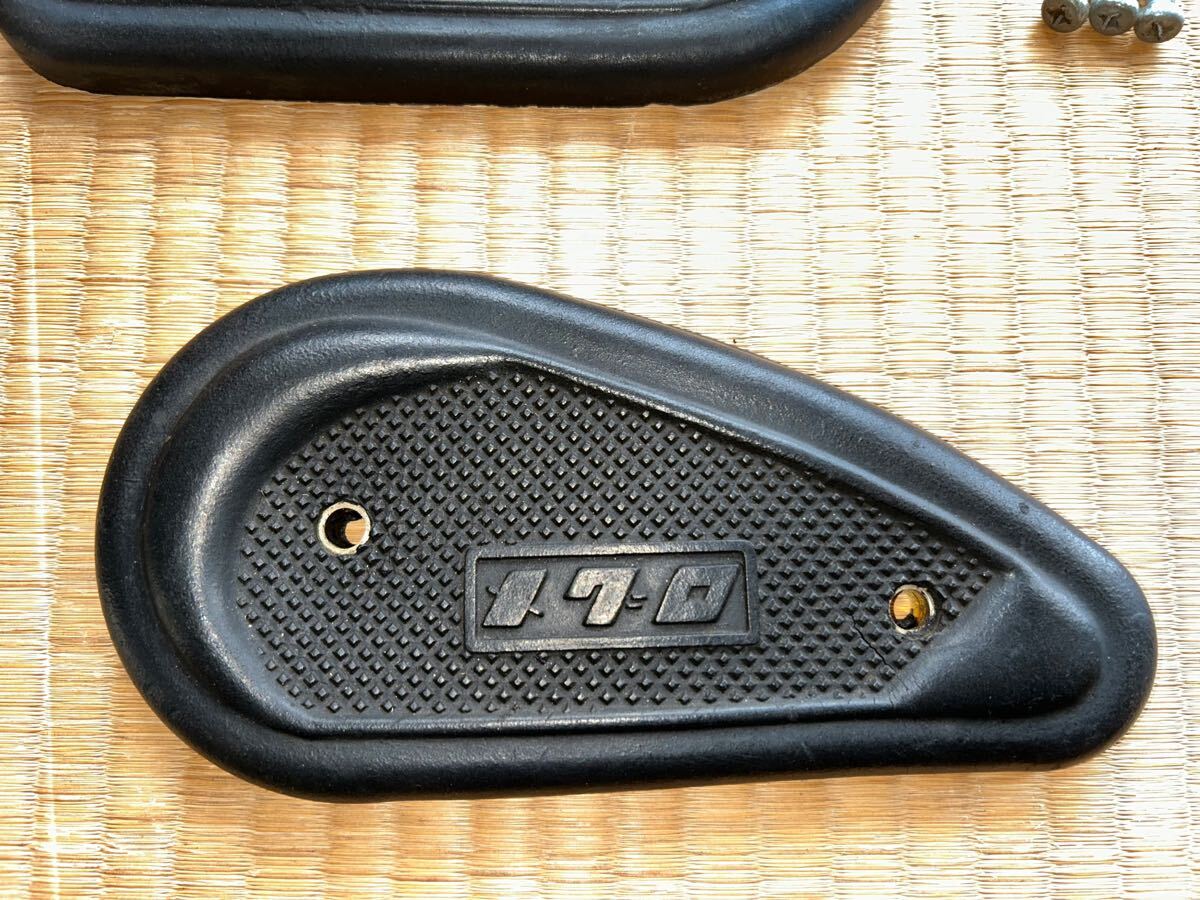 Yahoo!オークション - カワサキ メグロSG250 タンクパッド(取り付けビ...