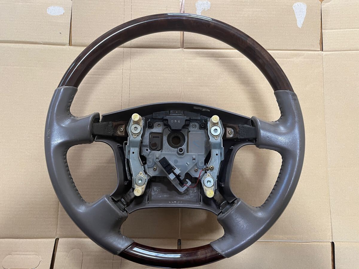 Yahoo!オークション - C35系 HC35 ローレル【純正】 ステアリングホイ...