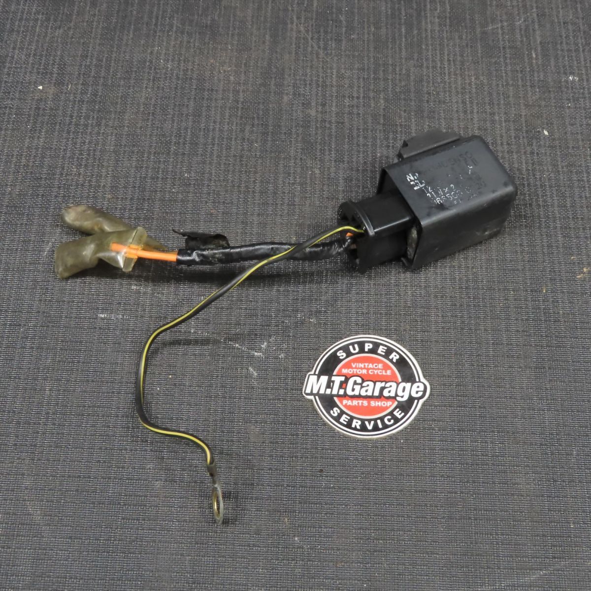 Yahoo!オークション - カワサキ Z750GP KZ750R ウインカーリレー【060...