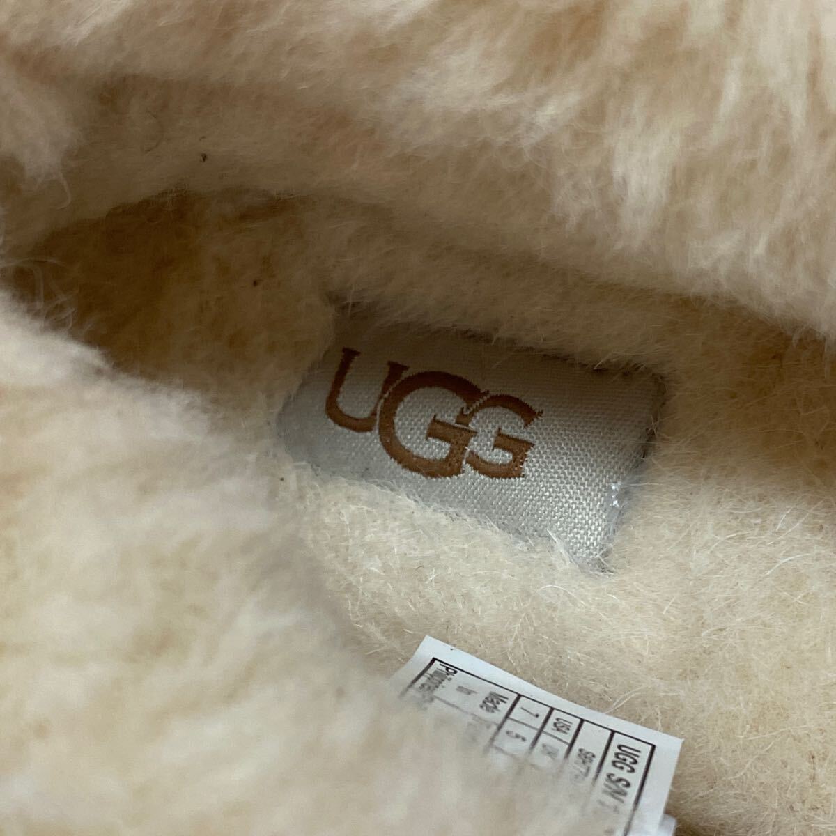 Yahoo!オークション - l29 UGG アグ モカシンシューズ ALENA フラット...