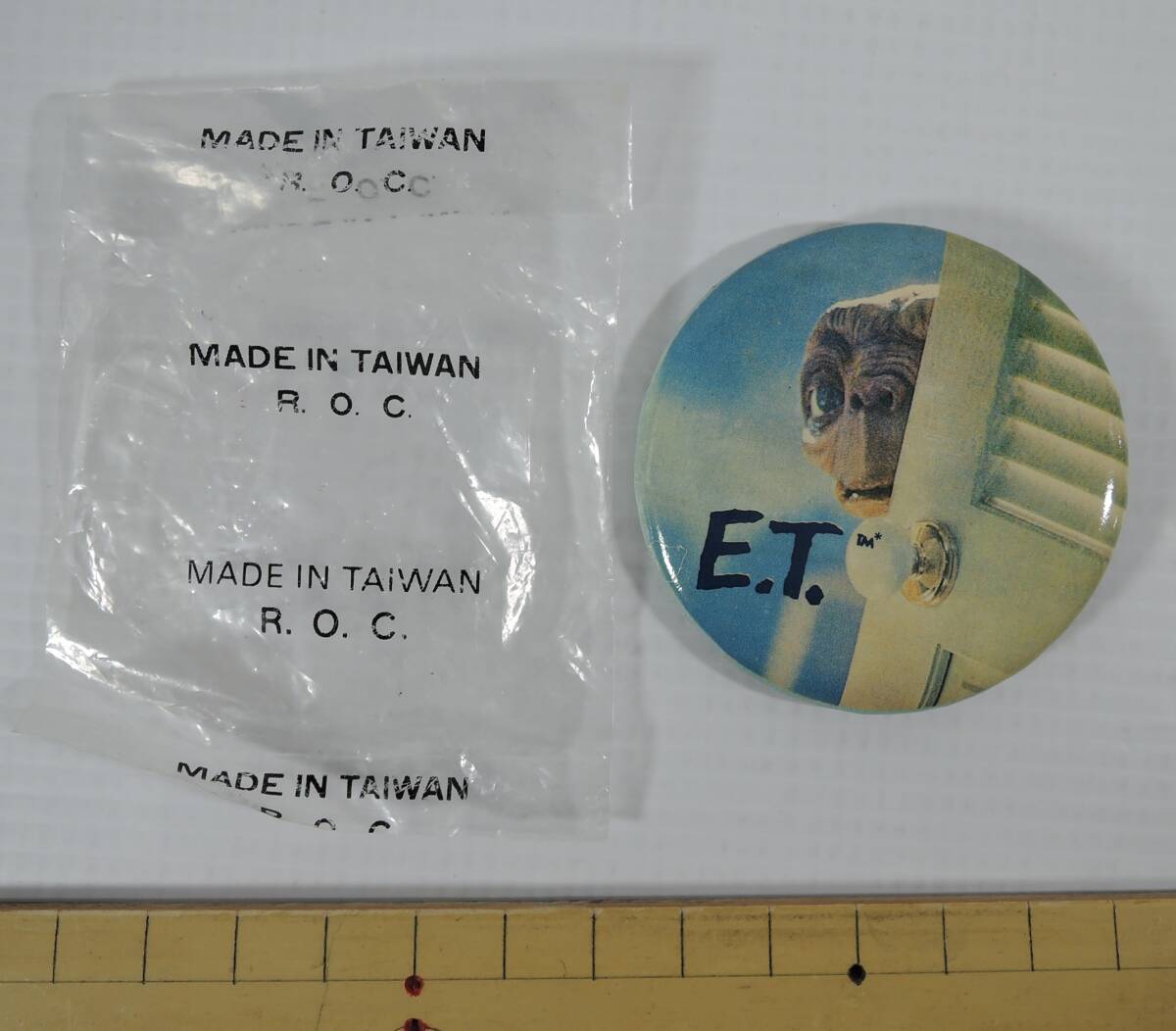 Yahoo!オークション - A302-A 映画ET 缶バッジ 1982/スティーヴン・ス...