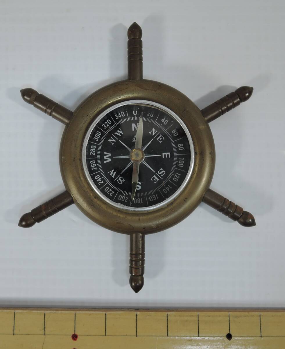 Yahoo!オークション - A302 昭和レトロ 真鍮製 舵輪型 方位磁石 ステ...