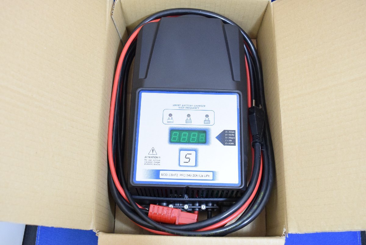Yahoo!オークション - 岡田商事 CBHF2-PFC 24-20 バッテリー 充電器 ZM...