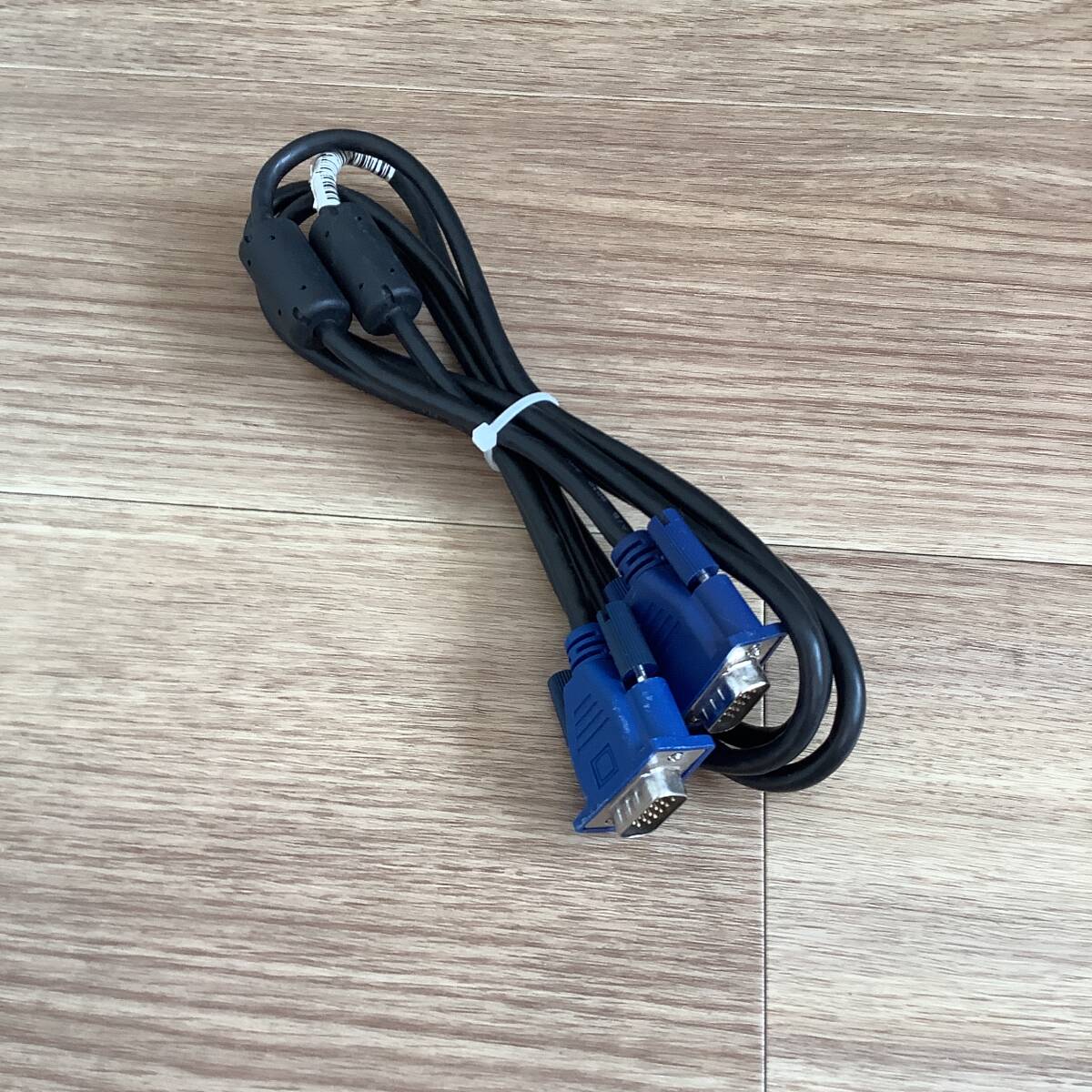 Yahoo!オークション - D-sub15pin VGAケーブル 3m