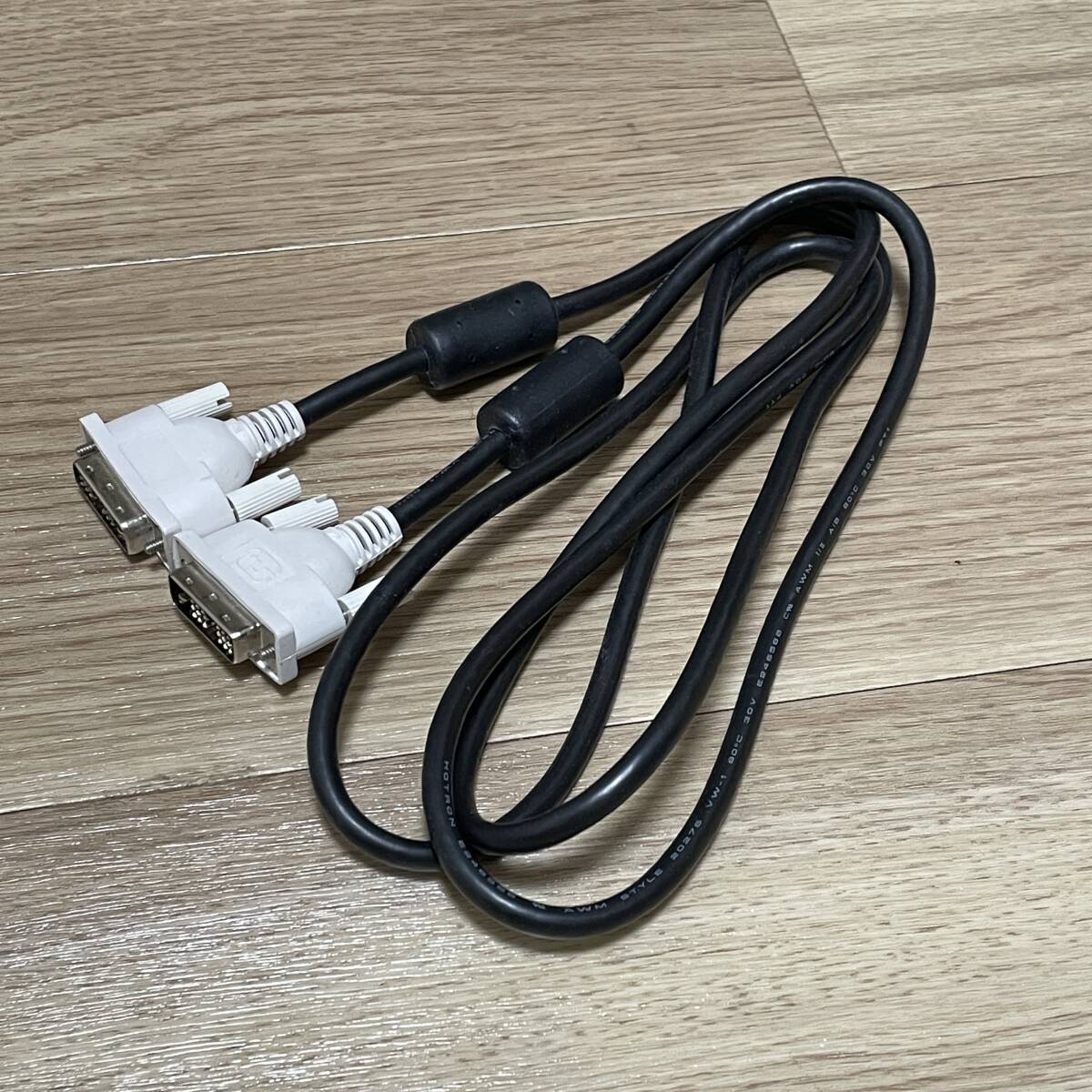 Yahoo!オークション - DVIケーブル 2m