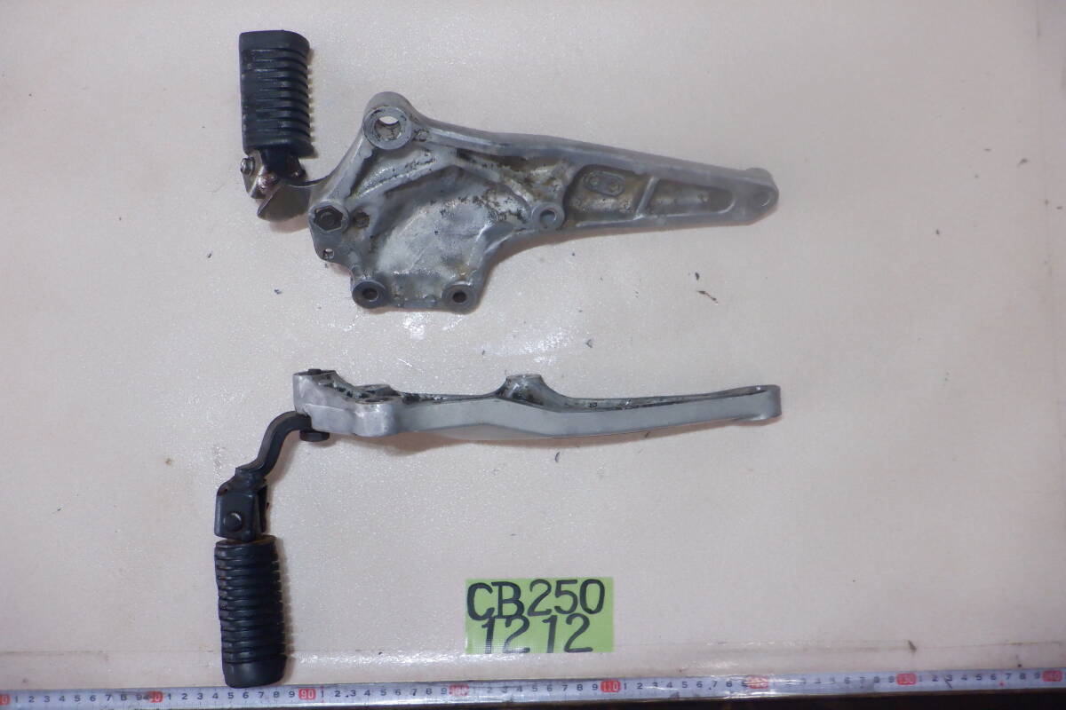 Yahoo!オークション - 1211 CB250T CB250 ステップ 左右 梱包100サイズ