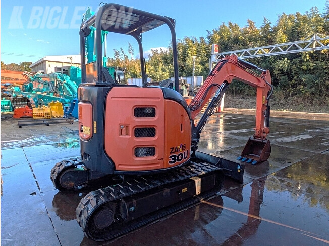 Yahoo!オークション - ミニ油圧ショベル(ミニユンボ) 日立建機 ZX30U-5...