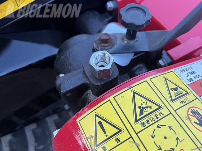 Yahoo!オークション - 林業機械 ハスクバーナ ZHM1550 2023年 136h 低...