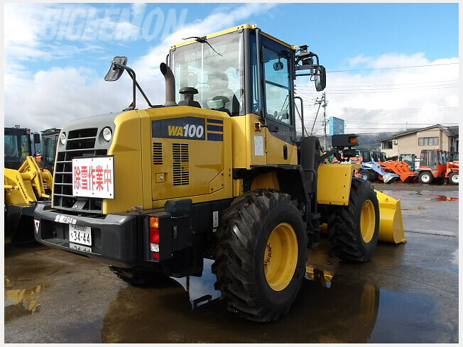 Yahoo!オークション - タイヤショベル(ホイールローダー) コマツ WA100...