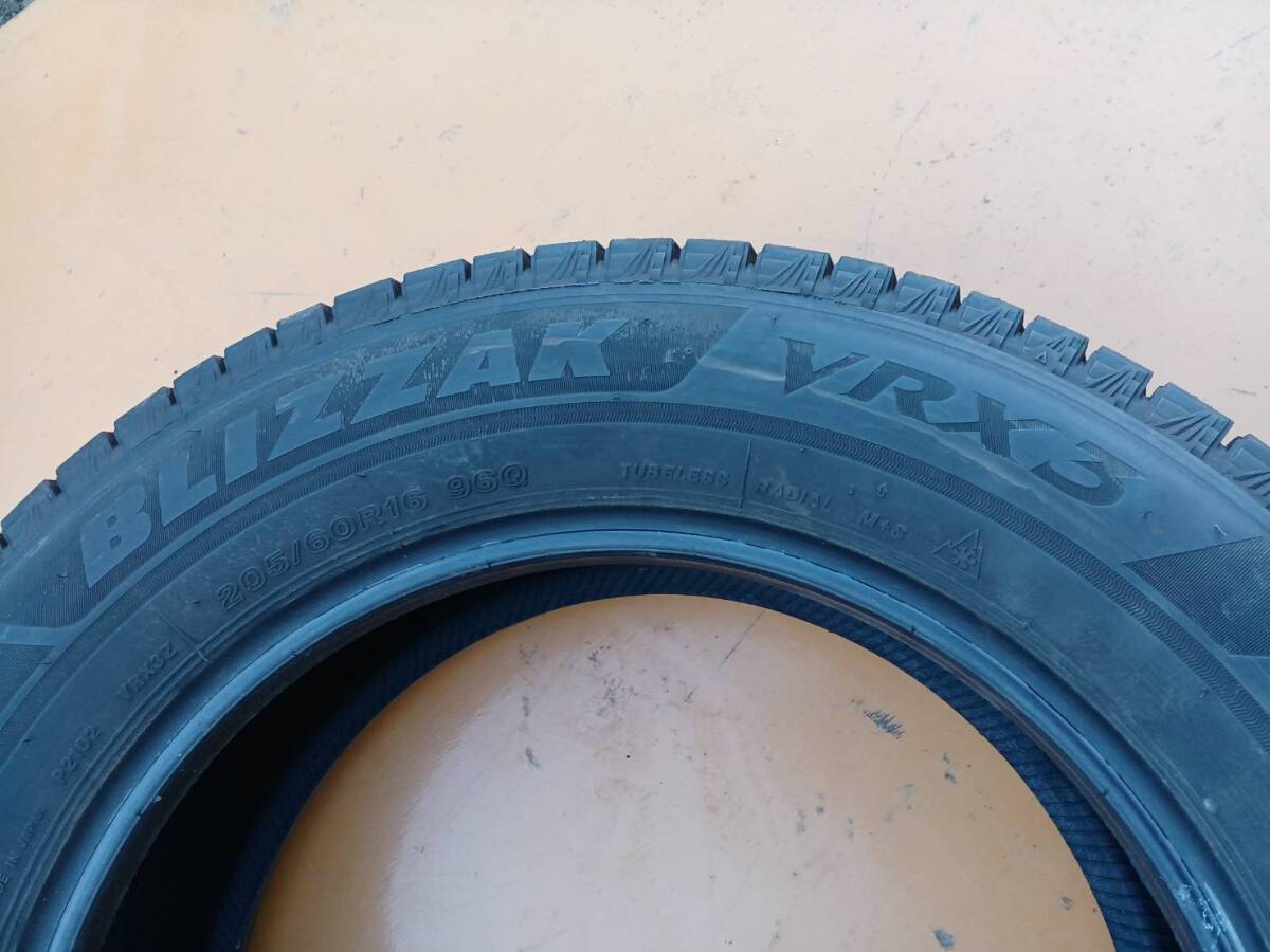 Yahoo!オークション - 茨城発 ブリヂストン ブリザックVRX3 205/60R16...