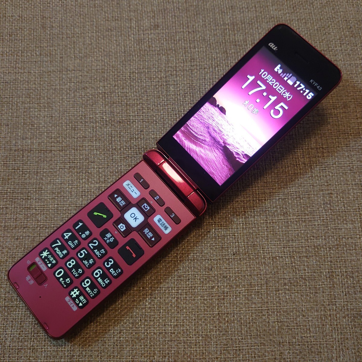 Yahoo!オークション - KYF43 au レッド