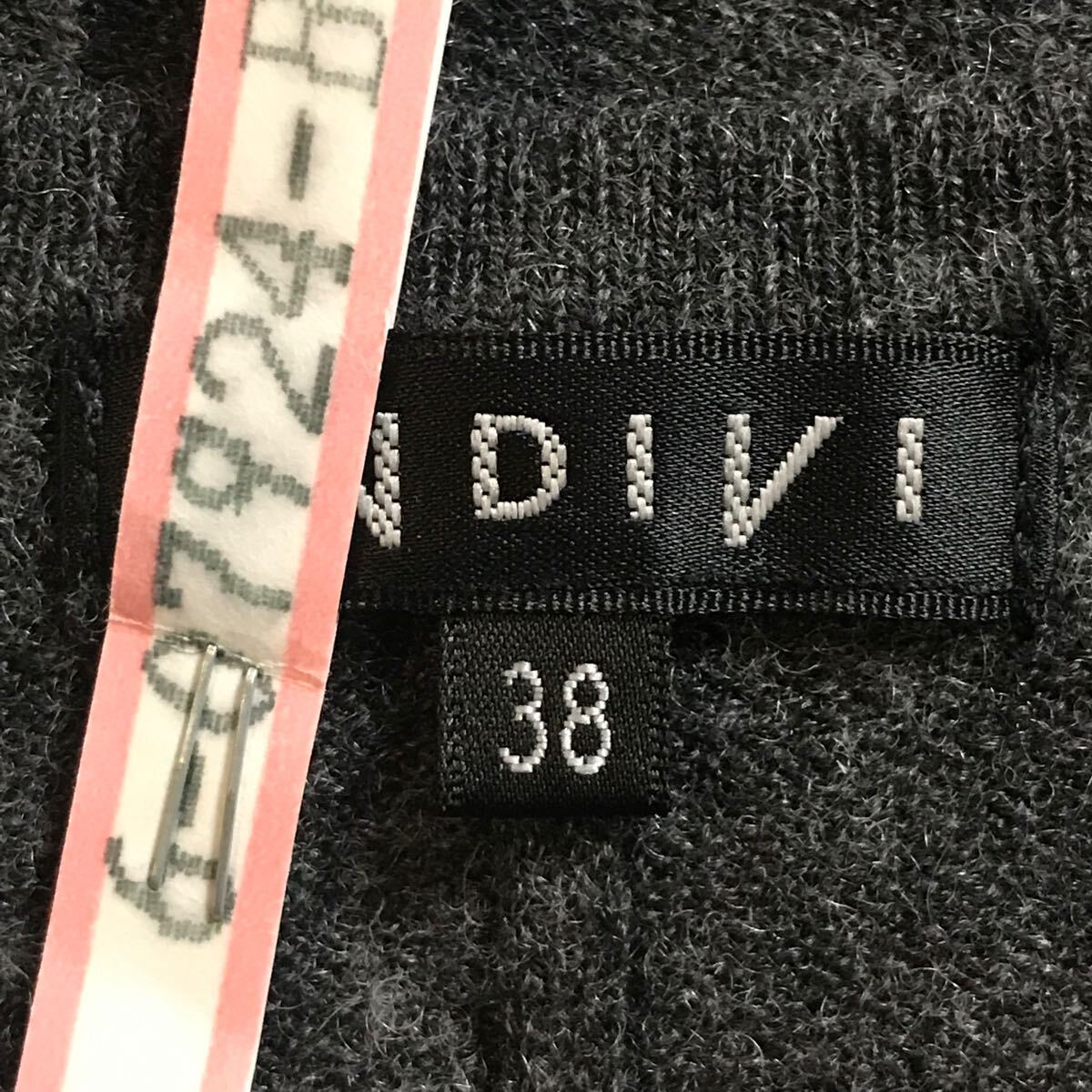 Yahoo!オークション - INDIVI/インディヴィ 極美品 長袖カーディガン3...