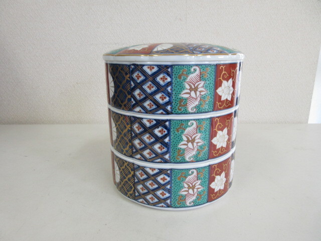 Yahoo!オークション - e013 有田焼 古伊万里 三段重 重箱 峯山作 中古...